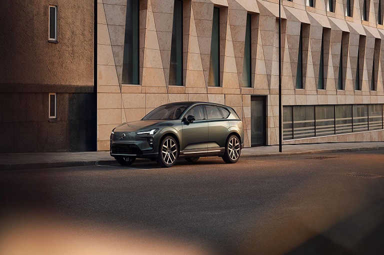 New Volvo EX60 Electric SUV Launched: 810 km Range, SPA3 Platform, and ...